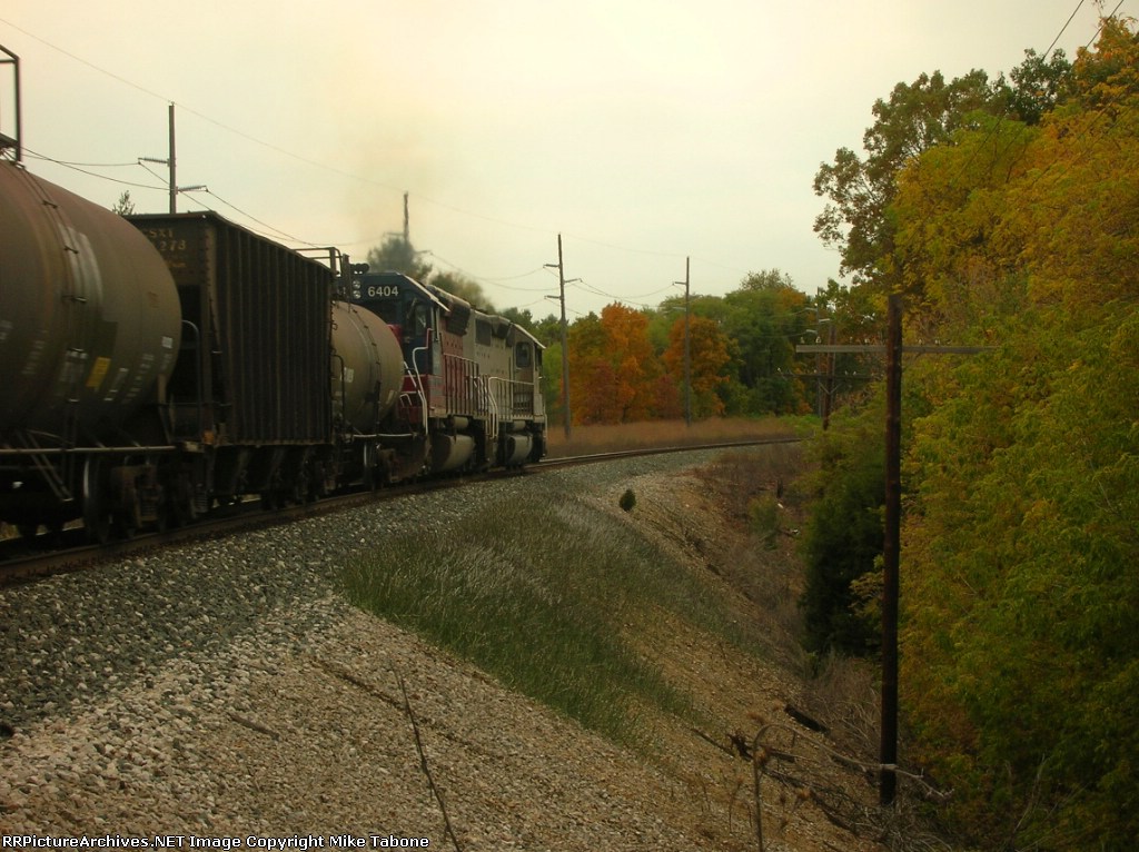 HLCX 6404 on Q327-10